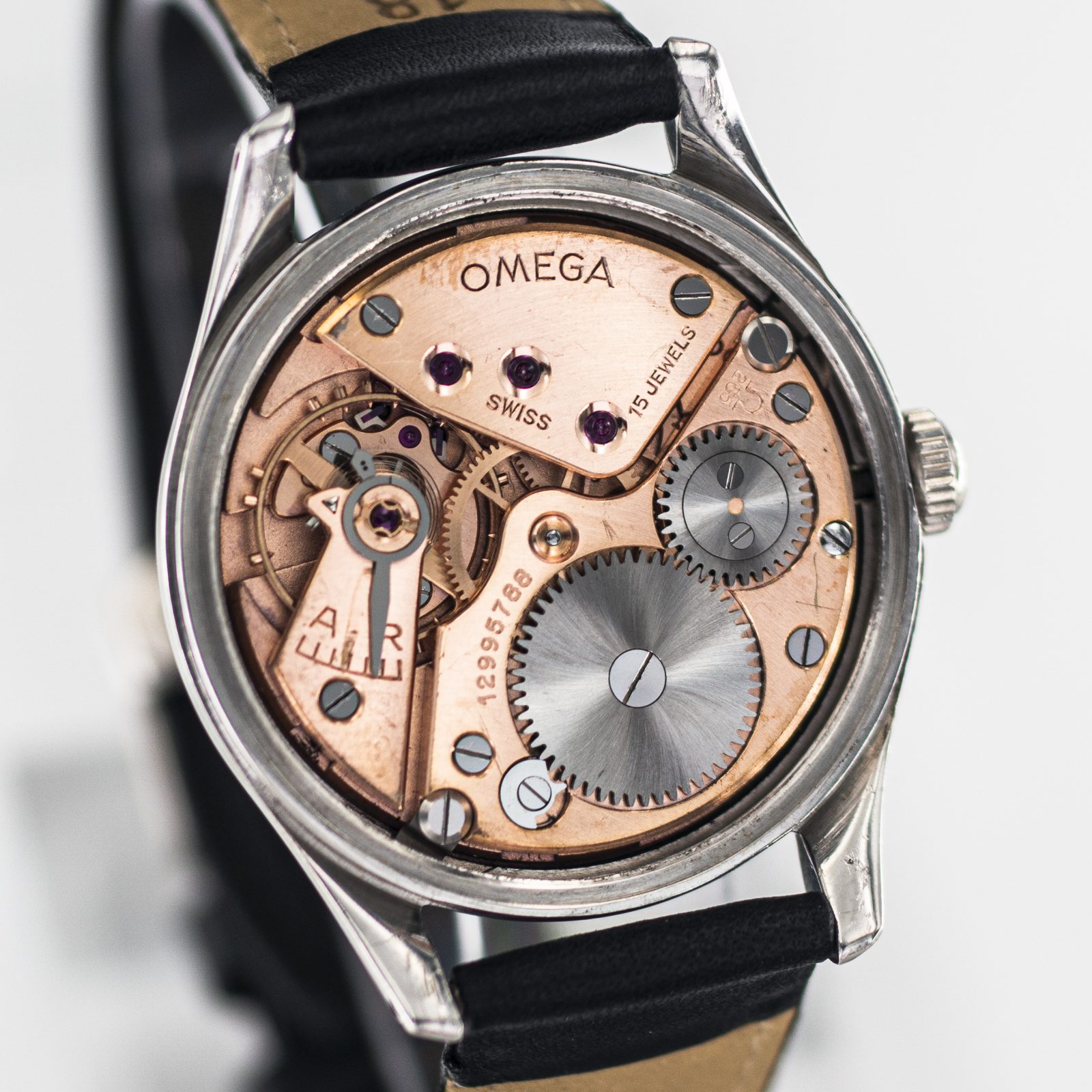 Vintage Omega 2639, “bullseye dial”, 1951 | Marcels Watch