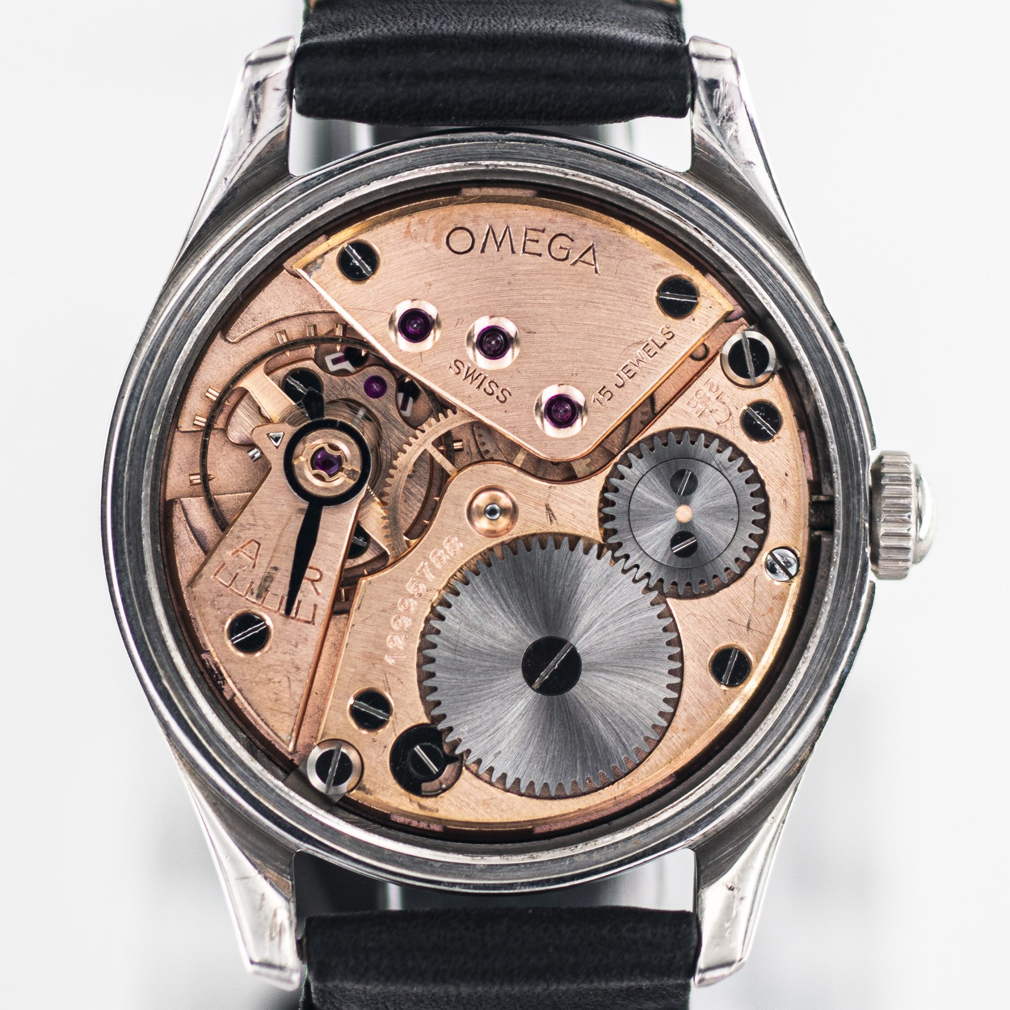 Vintage Omega 2639, “bullseye dial”, 1951 | Marcels Watch