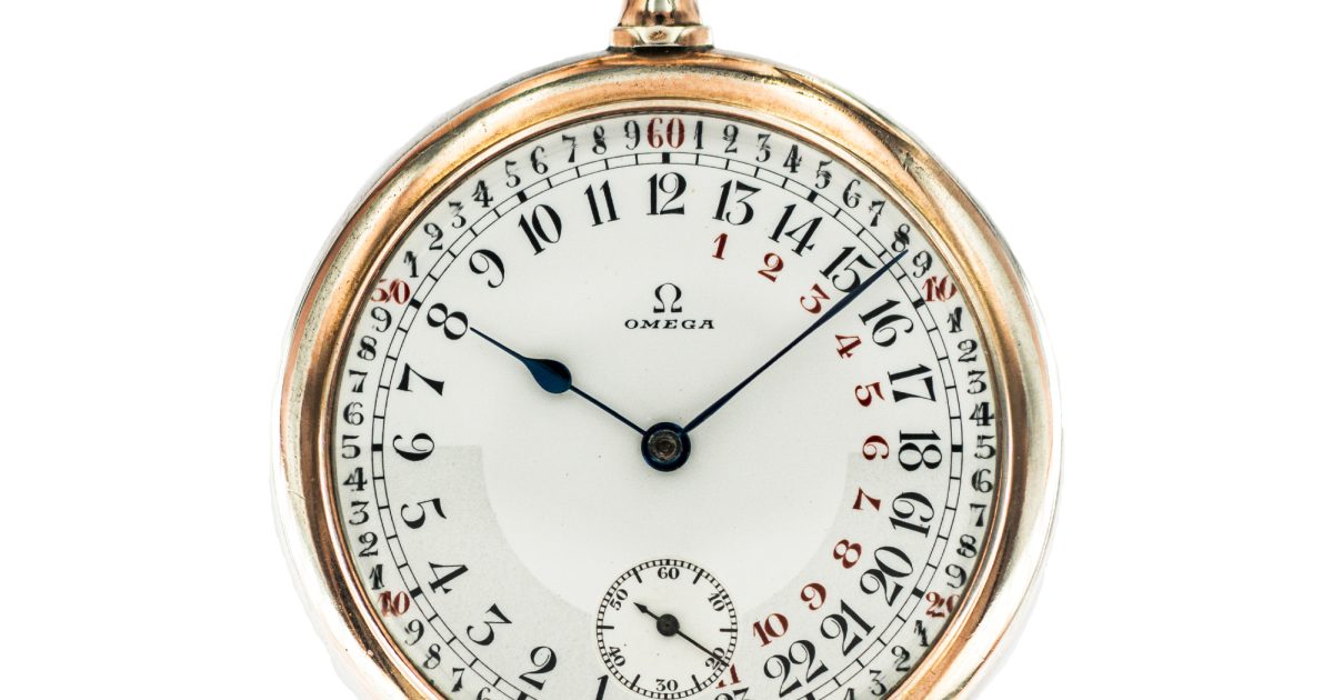 Antique silver pocketwatch Omega 24 h dial, 1930 | Marcels Watch