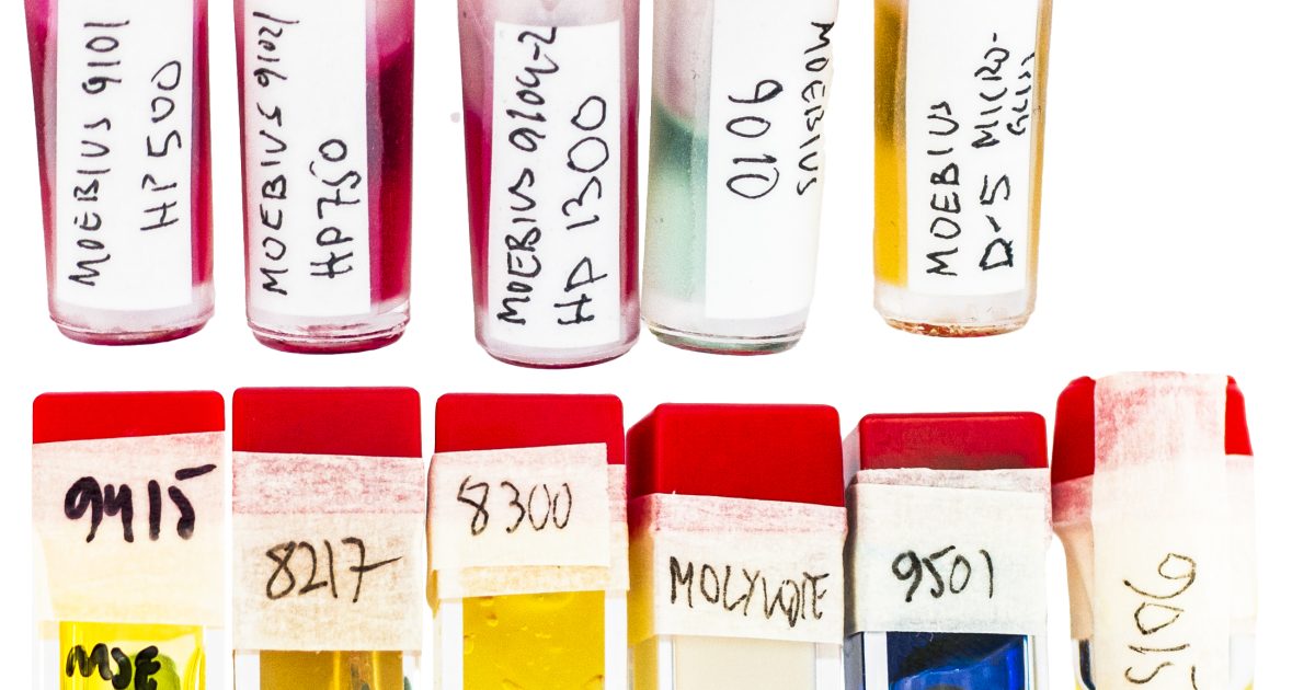 Set of oils and greases from Moebius and molykote, small amounts ...